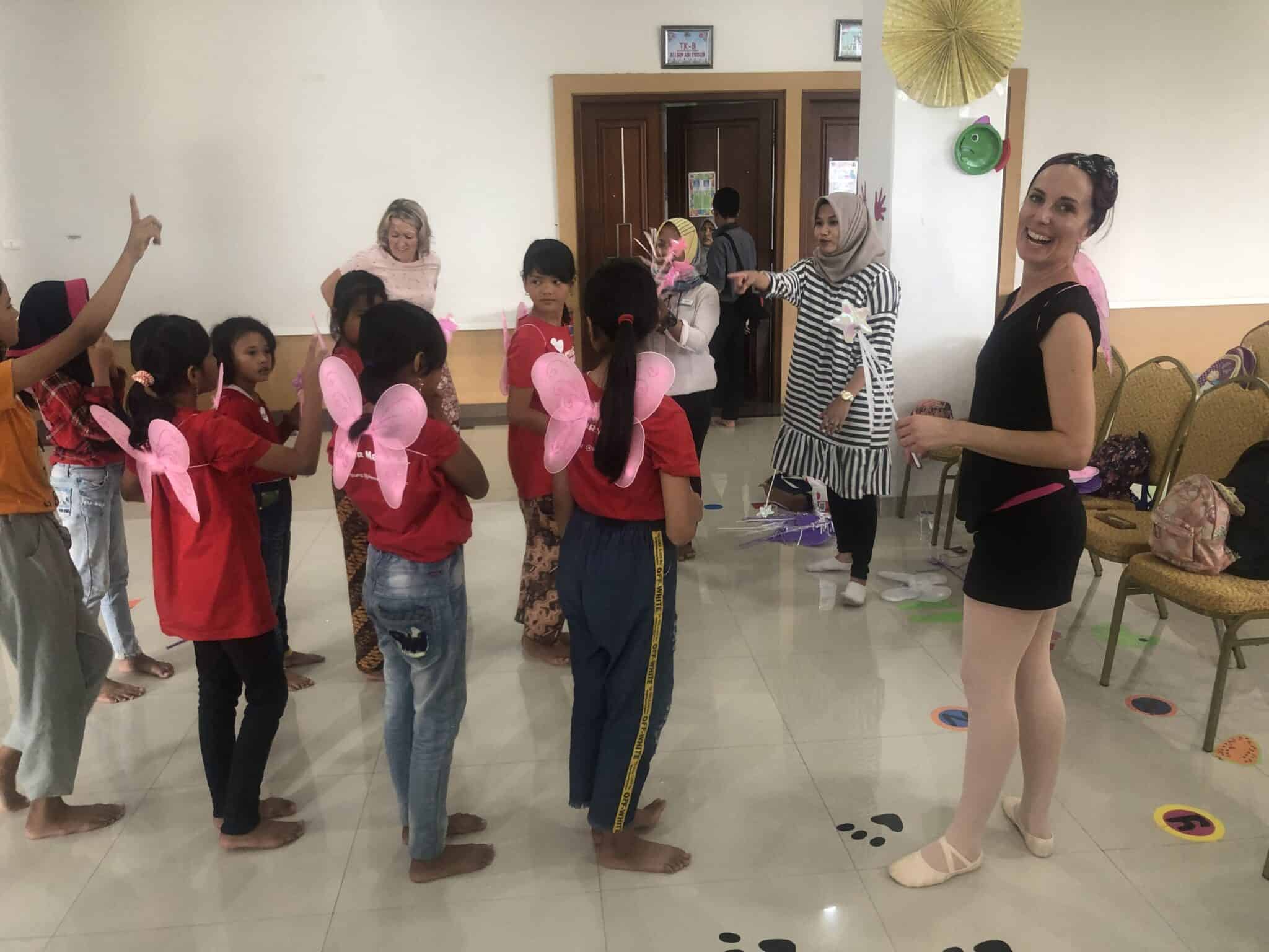 Fiona Gaske's Ballet Experience in Indonesia - Australian Rural ...
